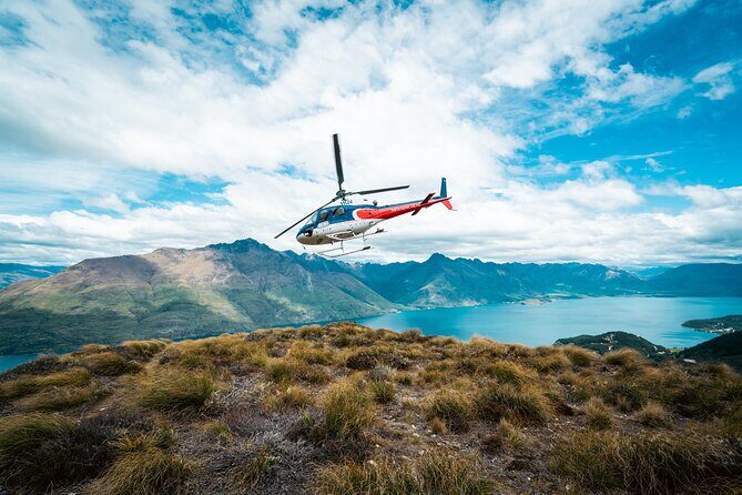 6 Hour's - Queenstown's Helicopter Gin Tour - The Helicopter Experience: Soaring Over Queenstown’s Rugged Terrain