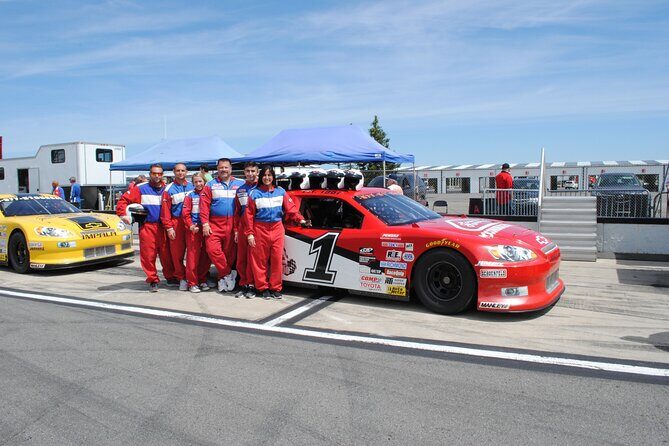 6 Lap Stock Car Ride Along at Pocono Raceway - Who Will Love This Experience?