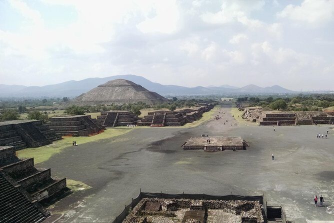 6-Night Best of Central Mexico Tour: Teotihuacan Pyramids, Taxco, Cuernavaca and Puebla from Mexico City - The Overall Value