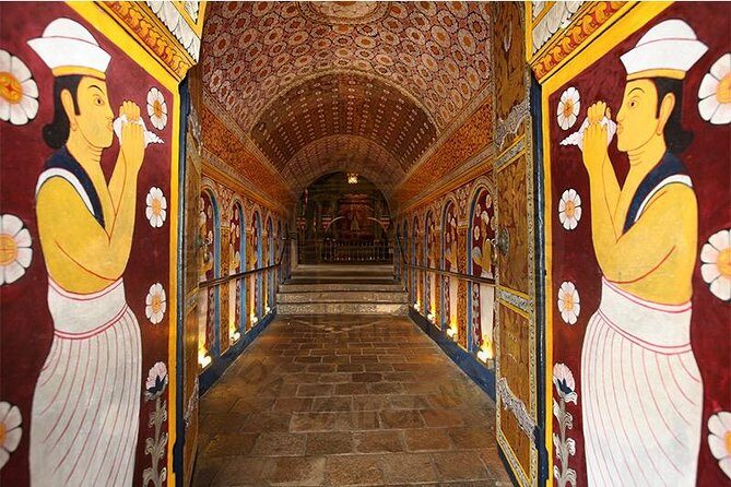 6 Nights 7 Days Srilanka Classic Tour Package with Breakfast & Dinner - FAQs