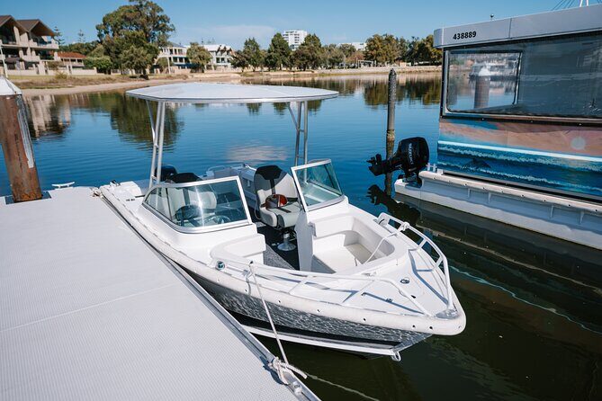 6 Person Fishing Boat Rental in Mandurah - An In-Depth Look at the Mandurah Boat Rental Experience