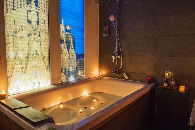 60 min Couple's Massage to choose and 30 min Floral Bath at THAI SPA MASSAGE - A detailed look at the experience: what to expect and why it matters