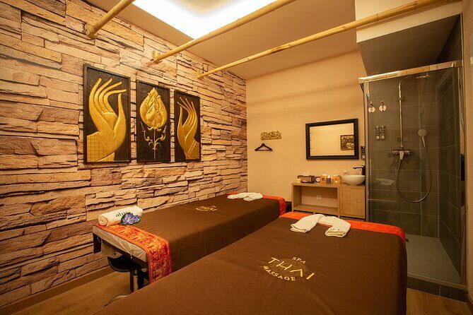 60 min Couple's Massage to Choose and 30 min Floral Bath THAI MASSAGE ALURA - The Itinerary and What to Expect