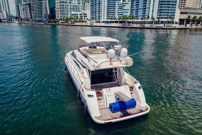 62ft + FREE HOUR Miami Yacht Rental 3-6 Hours up to 13 People - An Introduction to the Miami Yacht Experience