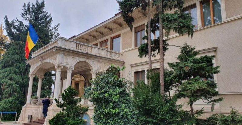 6h Communism Tour in Bucharest with Ceausescu Mansion - A thorough look at the experience