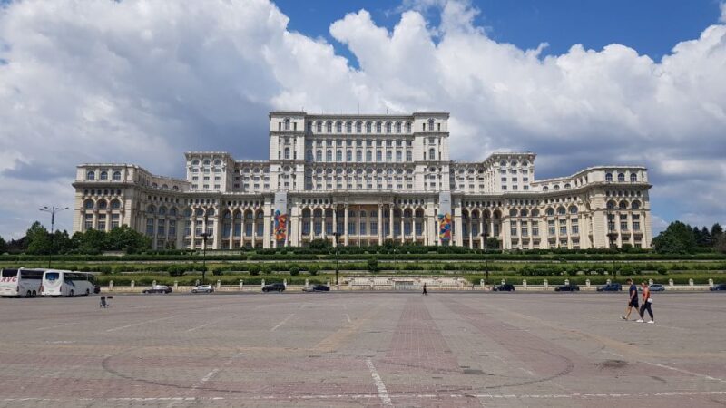6h Communism Tour in Bucharest with Ceausescu Mansion - Analyzing the value