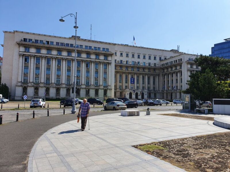 6h Communism Tour in Bucharest with Ceausescu Mansion - Who will love this tour?