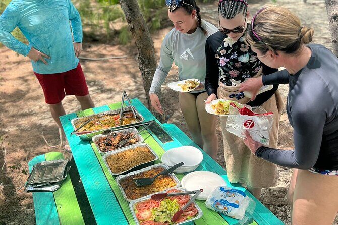 6HR-Provo Cays exploration with Lunch in Gracebay - An Overview of the Experience