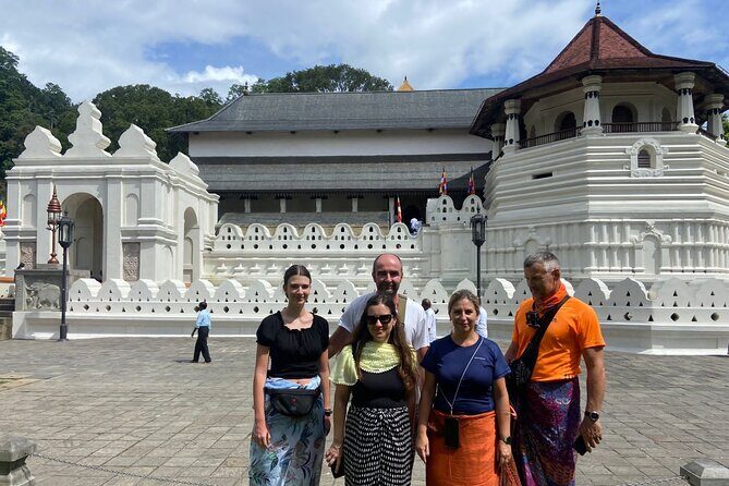 7 Day 6 Night Sri Lanka Culture and Beach Escape - FAQs