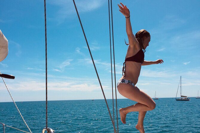 7-day cruise in a 12-meter sailboat - The Sum Up