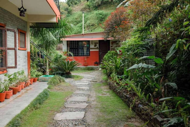 7-Day Retreat in Pokhara - Key Points