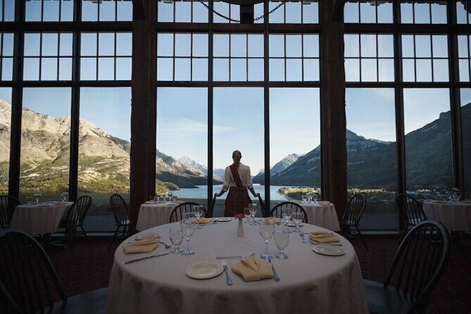 7-Day Rockies Tour: Banff, Yoho, Jasper, Waterton, Drumheller - Day 7: The Prehistoric and the Retail