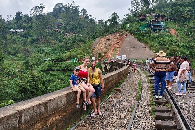 7 Days Sri Lanka Adventure and Culture Tour - Scenic Railways and Adventure