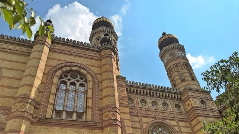 7 hour Budapest walking tour - Practical Considerations