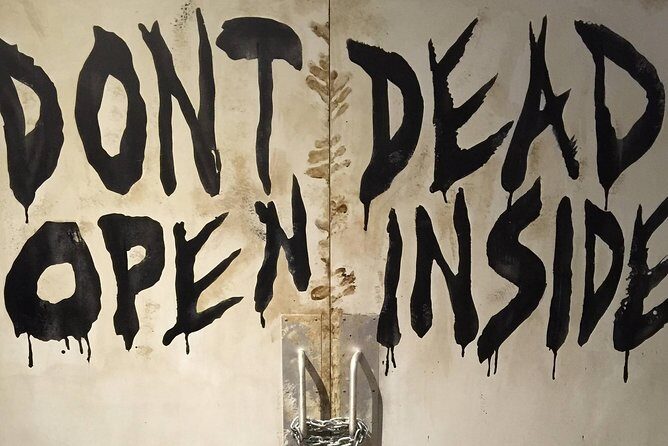7-Hr The Walking Dead Private VIP Tour in Atlanta and Senoia with Transportation - The Experience: Authenticity and Fun