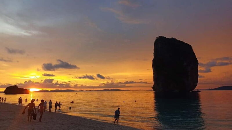7 Islands sunset tour plus bioluminescent plankton + BBQ - An Honest Look at the Itinerary and What You Can Expect