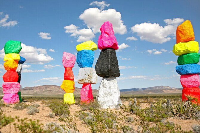 7 Magic Mountains Tour and Las Vegas sign on a Slingshot - Final Thoughts: Who Will Love This Tour?