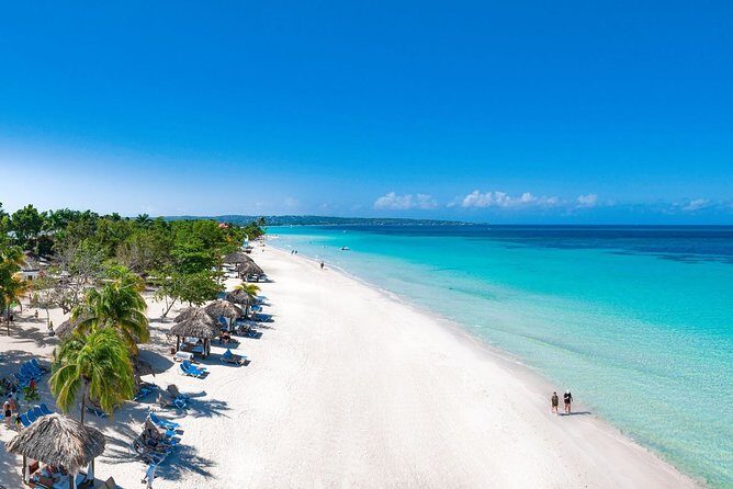 7 Mile Beach Private Tour - Who Is This Tour Best For?