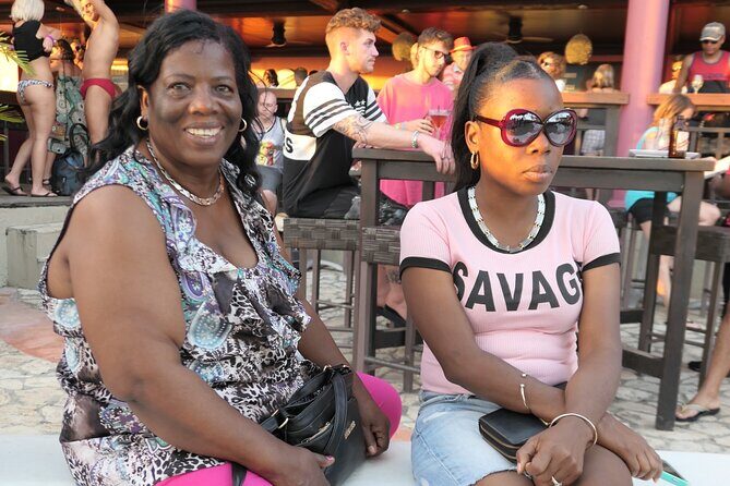 7 Mile Beach & Ricks Cafe with free Shopping experience - A Closer Look at the Tour Experience