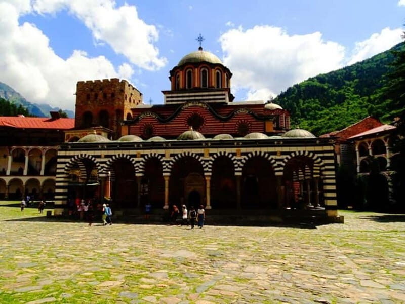 7 Rila lakes and Rila monastery day tour from Sofia - Introduction