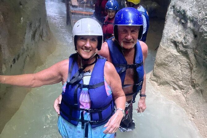 7 Waterfalls in Puerto Plata + a Delicious Local lunch. - Transportation and Group Size