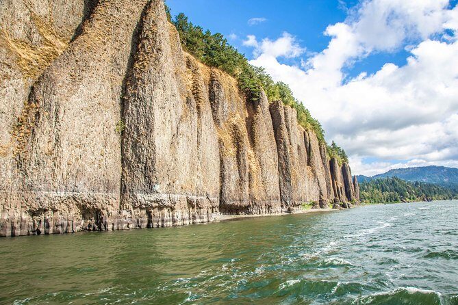 7 Wonders of the Gorge 3.5-hour Jetboat Cruise - The Experience Onboard
