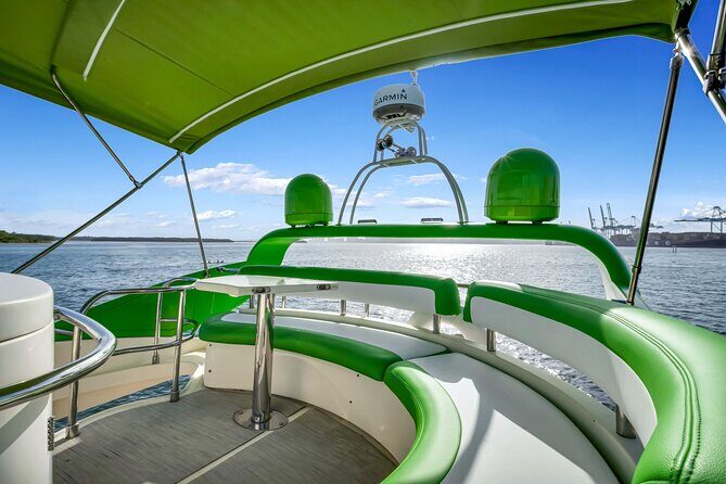 70ft 1 Hour FREE | Miami Yacht Rental | 3 to 6 Hours | 13 People - The Sum Up: Is it Worth It?