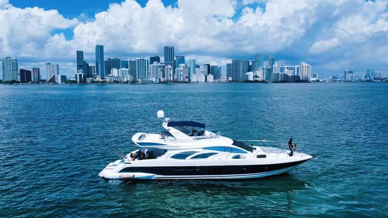 70ft Azimut available in Miami for up to 13 people. - The Experience in Practice: What Travelers Can Expect