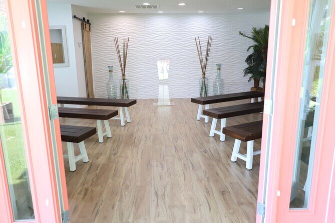 77 Sign & Go Wedding at Hawaiian Wedding Chapel - The Overall Experience: Who Is It Best For?