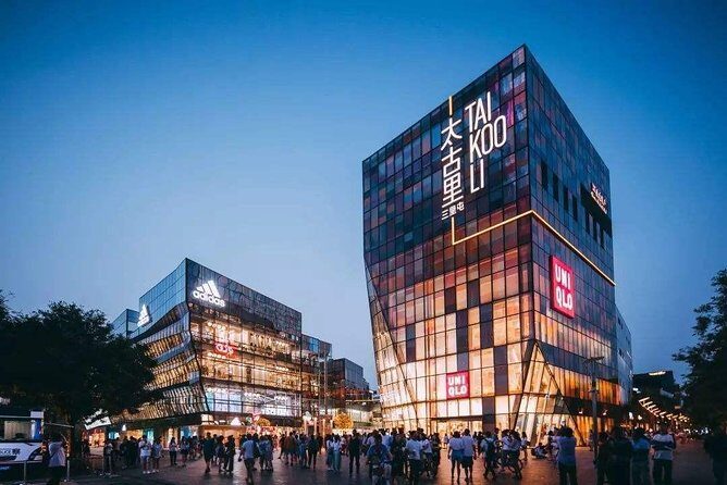 798 Art Zone, Panjiayuan Antique Market And Taikooli Private Driver Service - Flexibility and Convenience: The Real Value