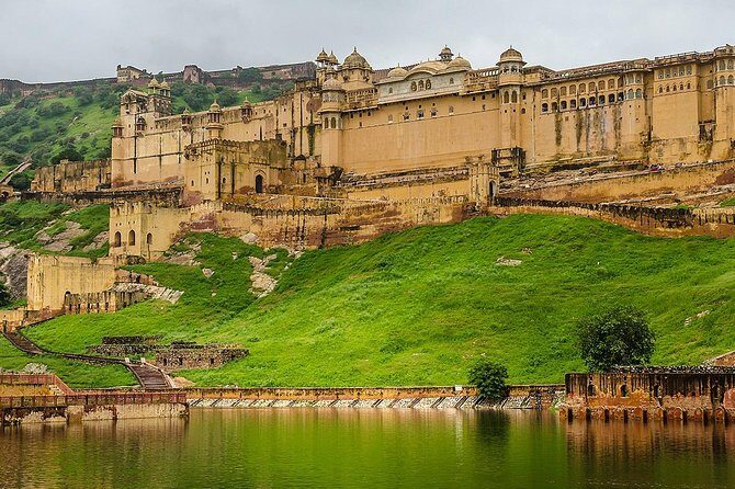 8 Day Golden triangle with Ranthambore Jodhpur & Udaipur Tour - FAQ