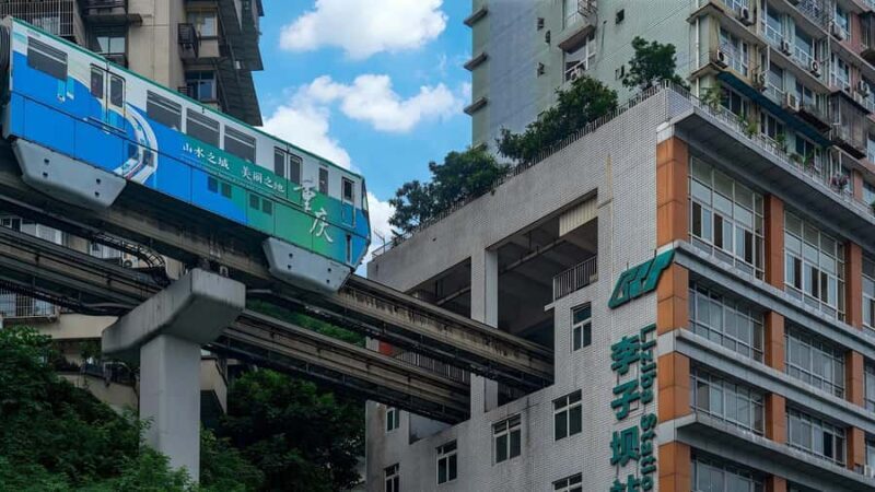 8-Day Guided TourChengdu, Chongqing & Jiuzhaigou - From Chengdu to Jiuzhaigou: Mountains and Colorful Lakes