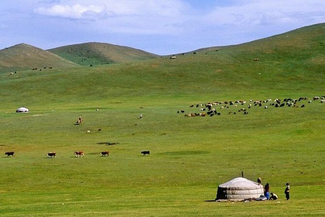 8 Days / 8 Lake area Central Mongolian horse trekking - Key Points