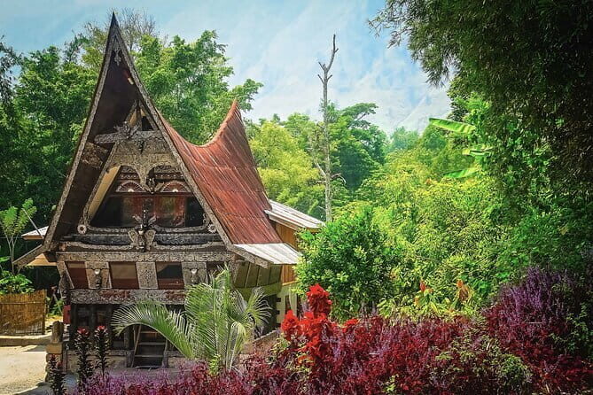 8 days group tour in Sumatra - The Itinerary: What You Can Expect