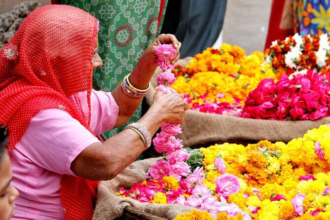 8 Days Kerala Private Tour Covering Kochi- Munnar- Periyar- Alleppey and Kovalam - Day 5: Wildlife Encounters at Periyar