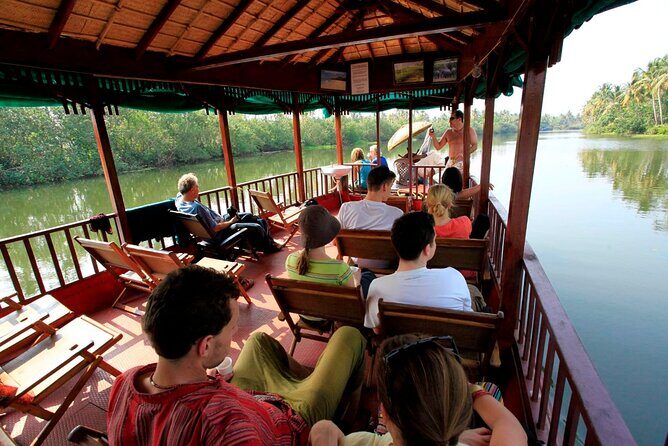 8 Days Kerala Tour Package with Houseboat Stay - An In-Depth Look at the 8-Day Kerala Tour