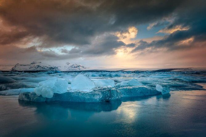 8-Days Northern Lights Exploration Small Group Tour from Reykjavík - A Deep Dive into the Itinerary