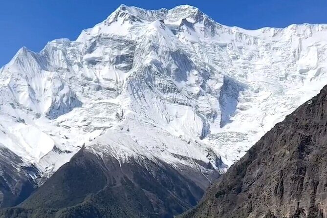 8 Days Private Guided Trekking in Annapurna Circuit with Pickup - What the Tour Includes