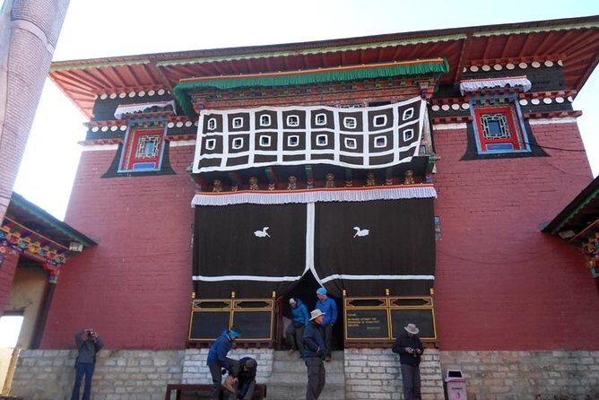 8 days trek to Everest - What’s Included and What To Consider