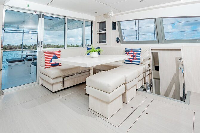 8-Hour Private 40' Cat 2 Stop to Cozumel, Food, Drinks & Snorkel - Guest Experiences and Real-World Insights