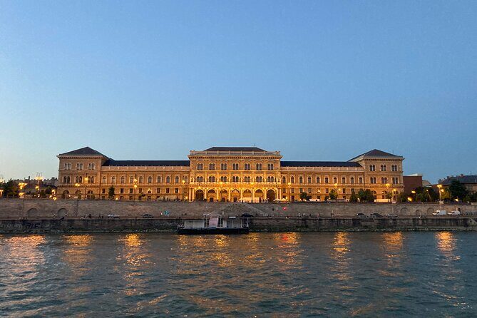 8-hour private Budapest city tour by car / minivan - Final Words