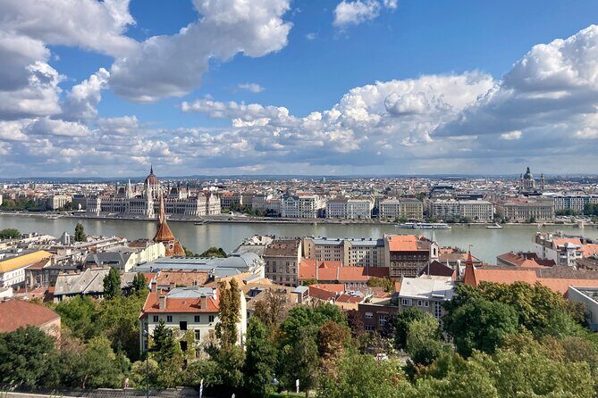 8-hour private Budapest city tour by car / minivan - FAQ