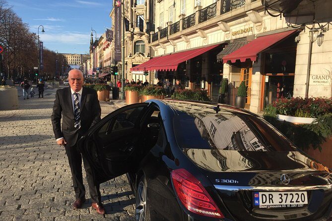 8 hours Full-Day Exclusive Oslo Tailormade Guided Limo Tour - FAQ