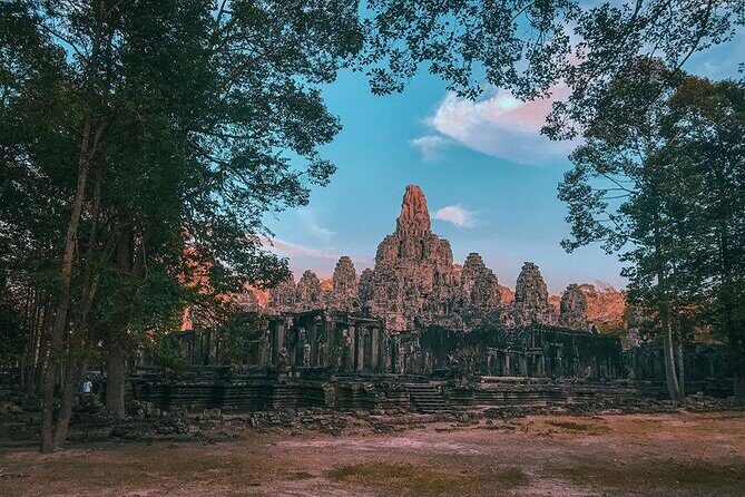 8 hours private charter ! From Siem Reap to Angkor Archeological Park and other - The Experience in Detail
