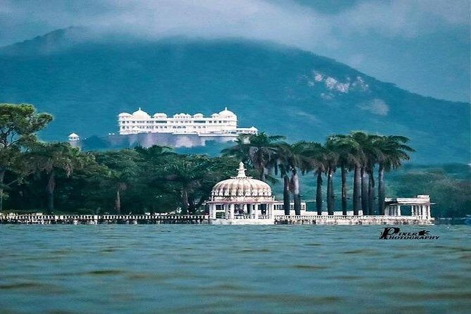 8 Nights/9 Days Majestic Rajasthan Tour Package - Key Points