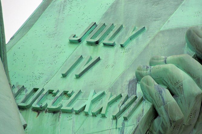 9/11 Memorial, Statue of Liberty and Ellis Island Guided Tour - FAQ