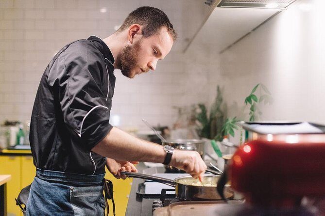 9-course Seasonal Tasting Menu in Chef's East London Home - FAQs