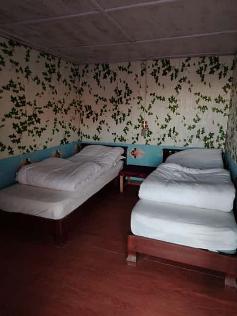 9 Day all-inclusive Annapurna Circuit Trek with Hot Spring - Transportation & Group Size