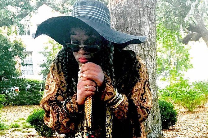 90 Minute Historic Savannah Walking Haunted Bar Pub Crawl - The Experience in Detail: What You’ll Love