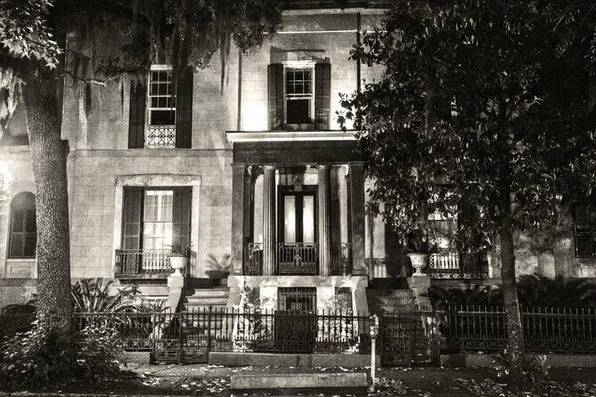 90 minute Original Haunted Savannah Tour | 8pm - Who Should Consider This Tour?